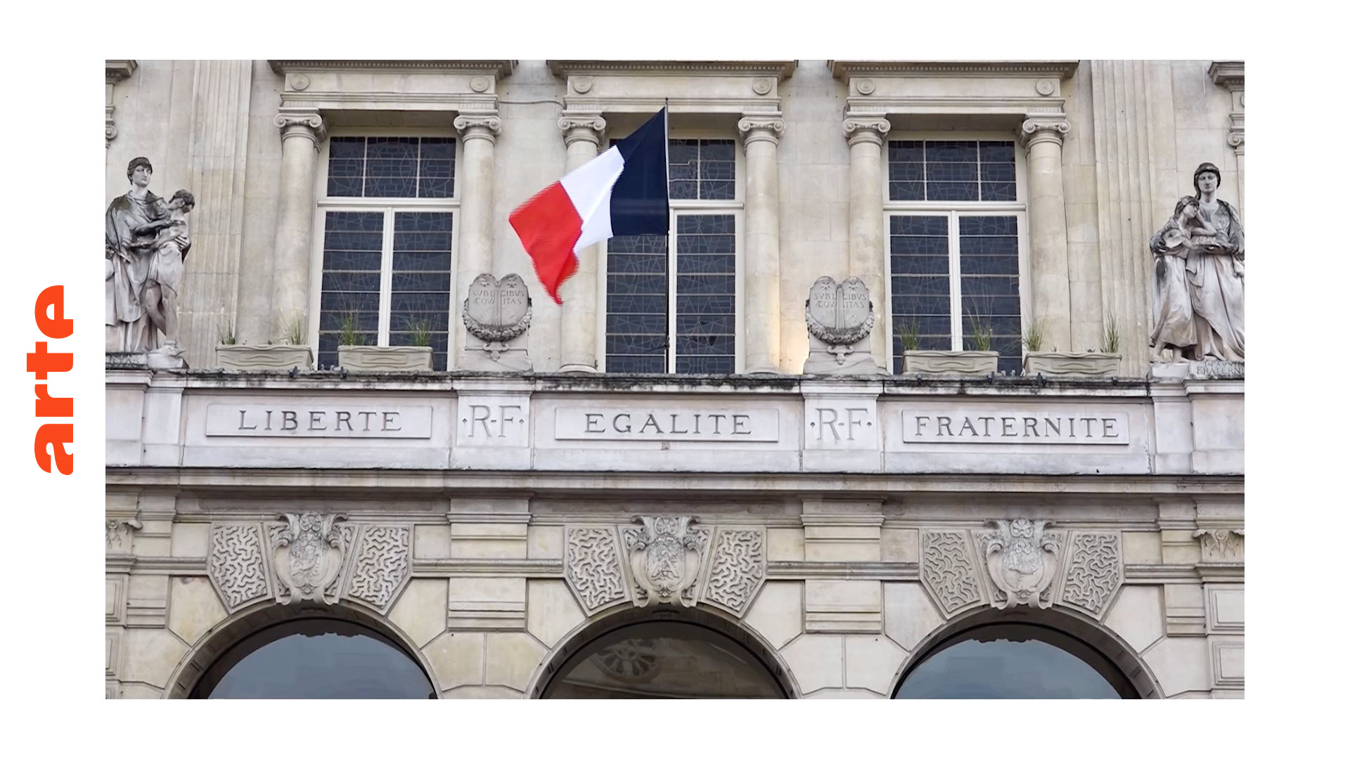 Liberté, Égalité, Fraternité - Karambolage - Regarder l’émission ...